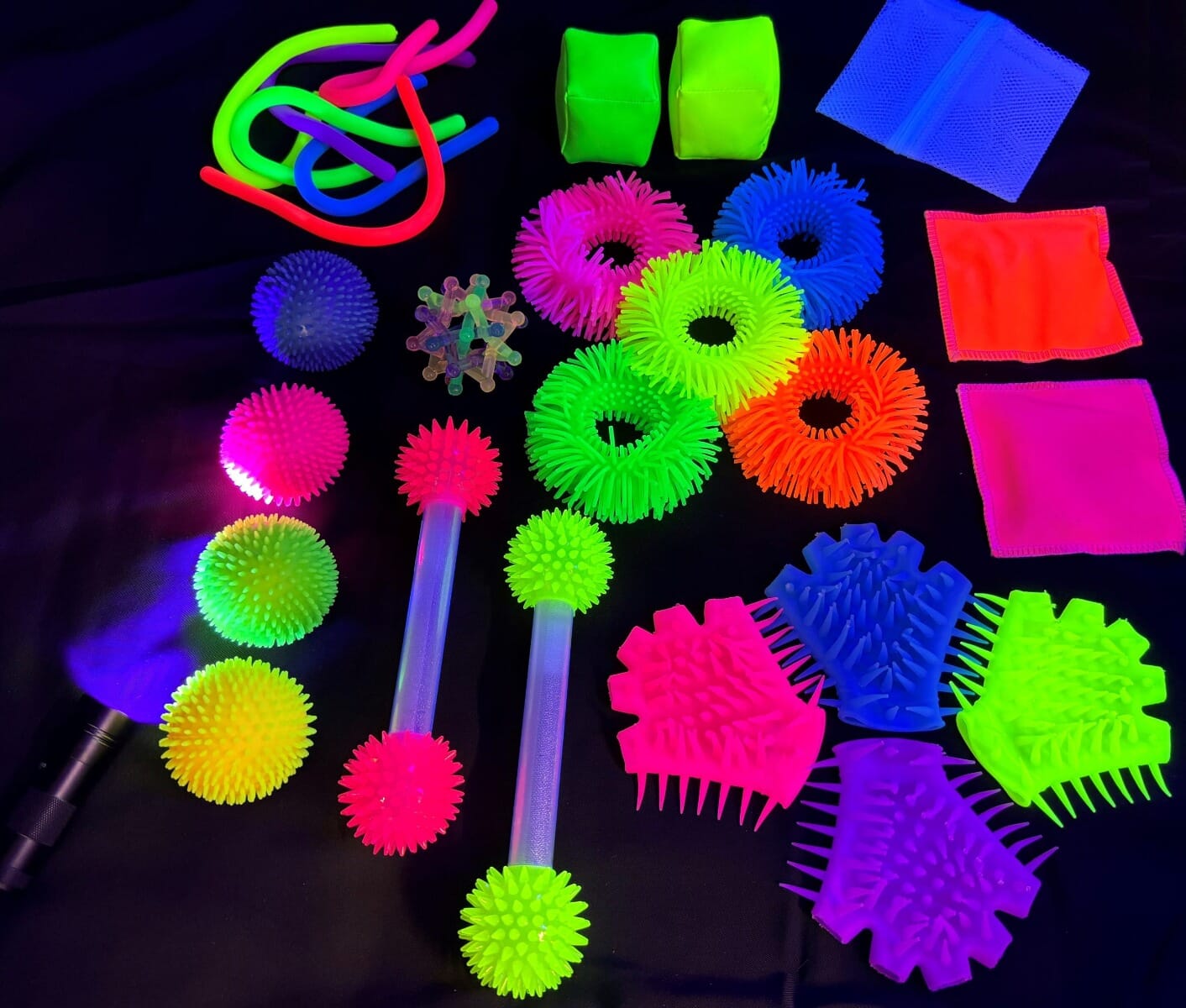 Shop our UV Kit Small for Kids Making UV Toys Glow